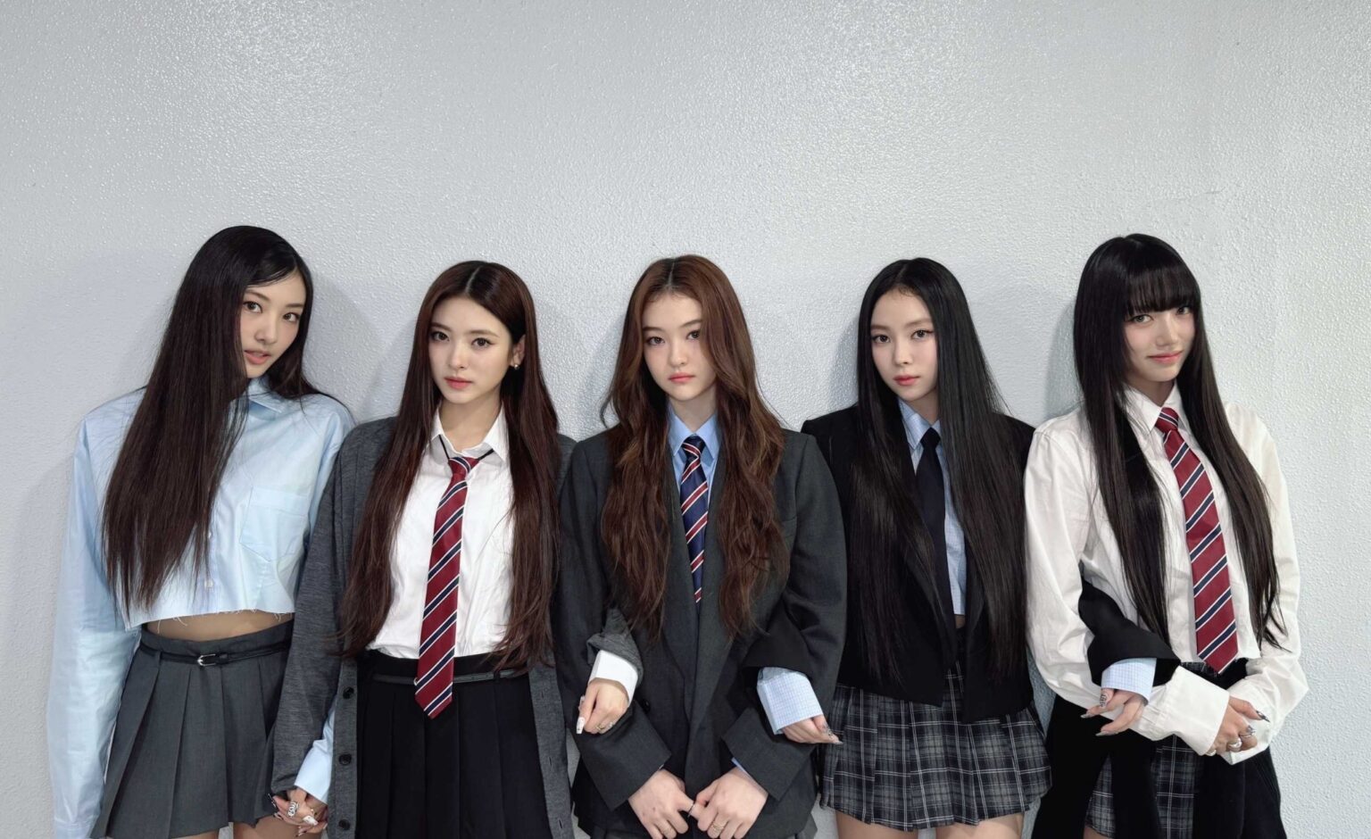 MEOVVの注目メンバー、アンナとは？プロフィールや経歴を徹底解説